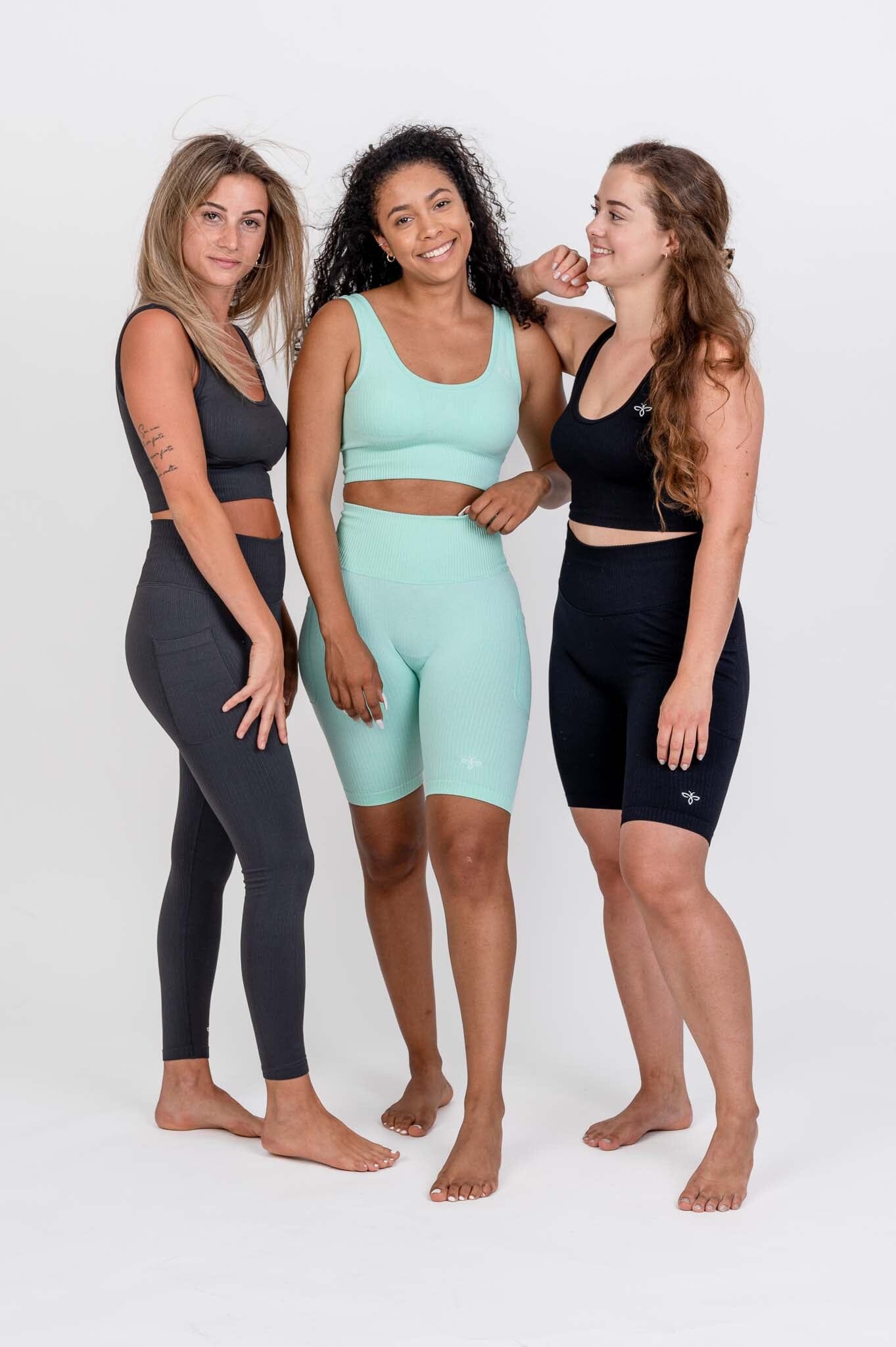 SEAMLESS – ESMINA DELUXE WEAR